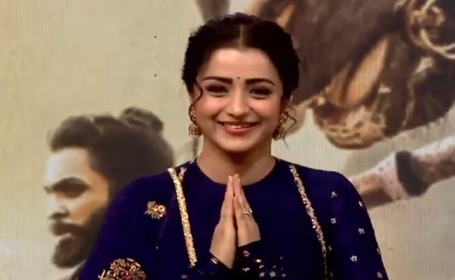 Ps 2 Promotions Trisha Looks Ethereal In Traditional Dress